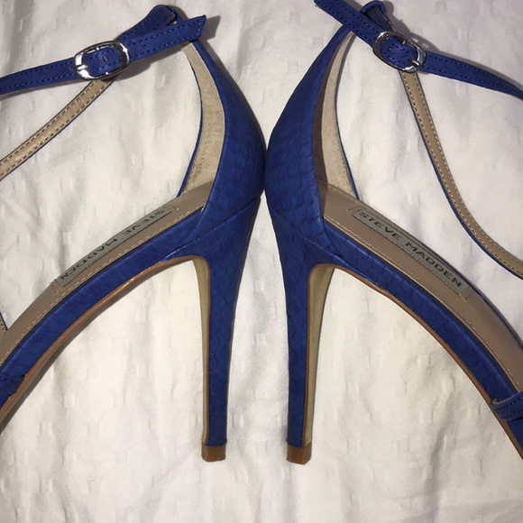 Steve Madden | Shoes | Steve Madden Royal Blue Snakeskin Look Strap ...